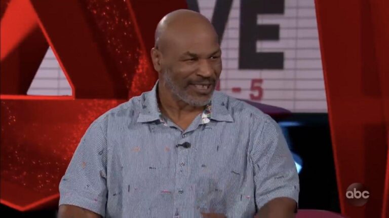 Mike Tyson: in Usa arrivano le caramelle a forma di orecchio - ZON